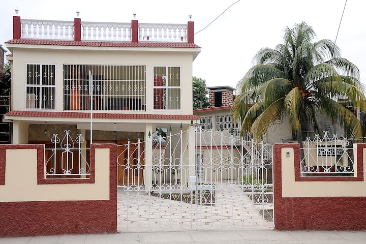 Hostal Raquel: House Or Rooms For Rent - Cuba