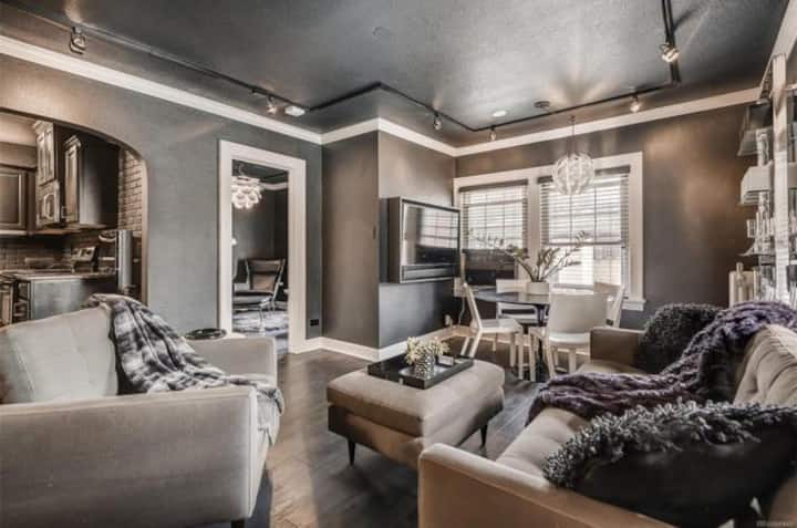 Sleek And Stylish In Congress Park - Denver
