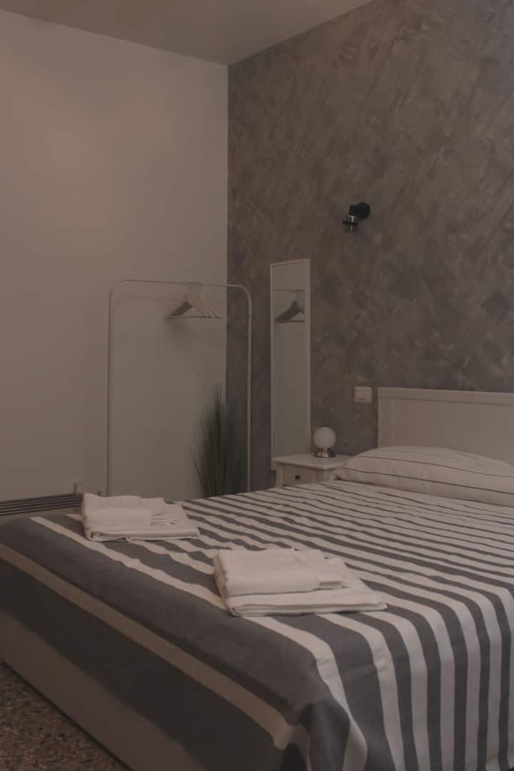 Double Room In A Friendly Flat. - Rome