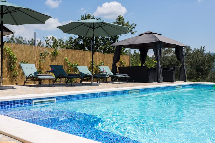 Villa Dida Dinko - Heated Pool & Bbq - Croatia