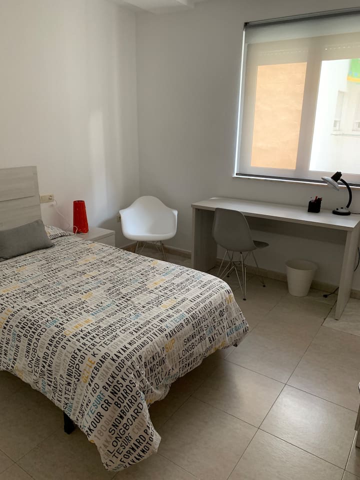 Habitación Para Estudiantes En Piso Compartido 55 - Salamanque