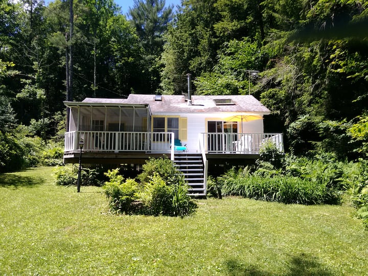 Cottage In The Pines - Great Barrington, MA