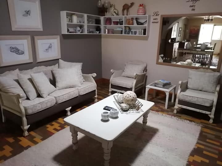 Potpourri Guesthouse - Malmesbury