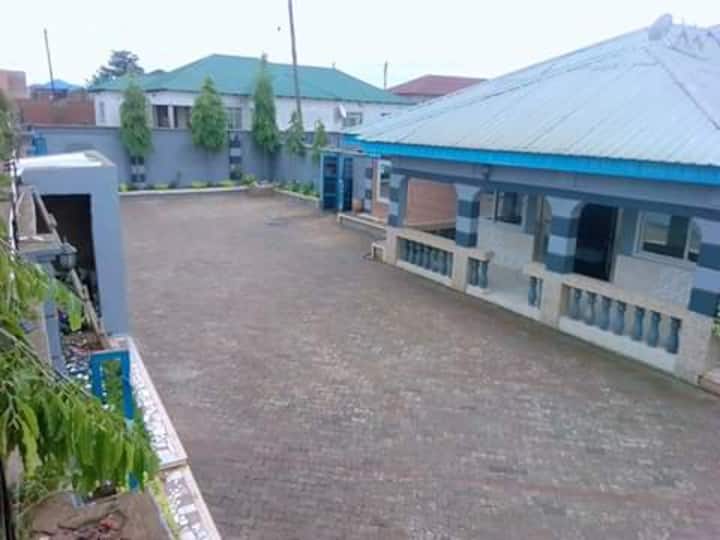 Hunters  Executive Lodge; Comfort Within Reach. - Malawi