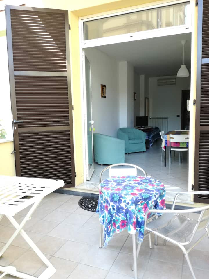 Ampio Open Space In Centro A Varazze - Varazze