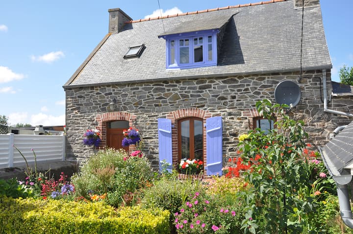 Gite En Granite Typique Breton - Tréguier