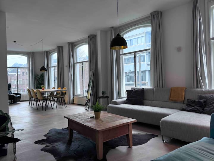 Ruim Appartement Bij Het Neude - Utrecht