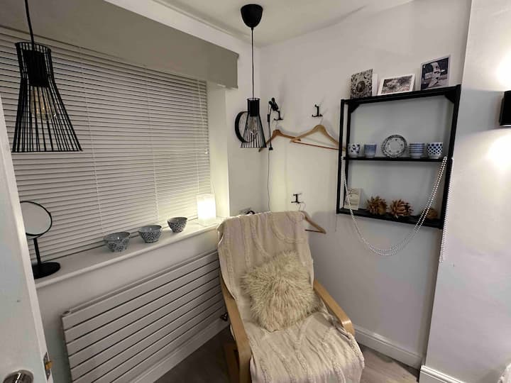 Double Room In Worcester Own Bathroom
Price Drop - Worcester