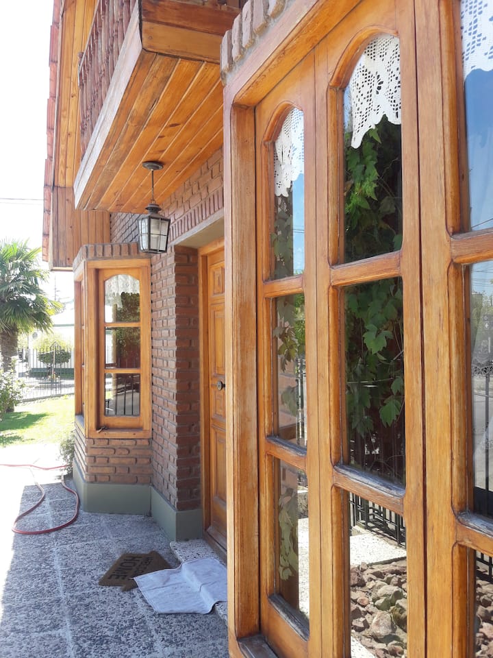 Lugar Ideal , Para Pasar Una Agradable Estadia - Trelew
