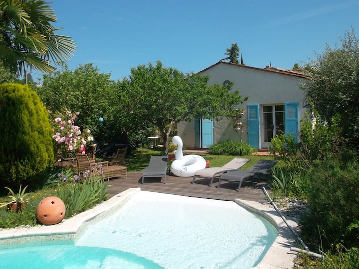 Charming Villa With Pool And Garden - Vence