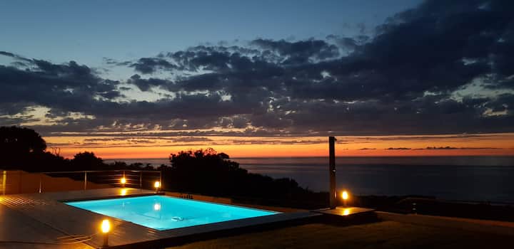 Sea View Villa - Pool & Hot Tub - Private - 4br - Castro Urdiales