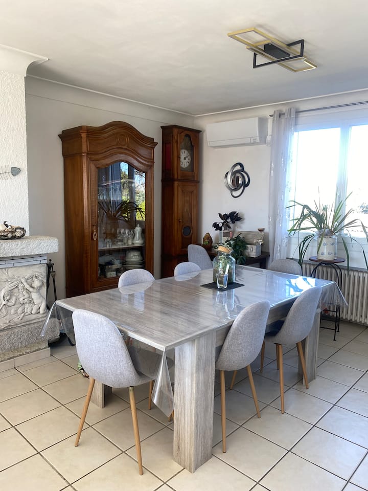 Chambre Privée Dans Maison + Petit Déjeuner Offert - Saint-Priest