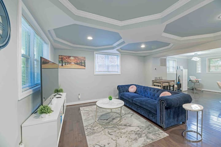 Spacious Modern Home - Forestville, MD