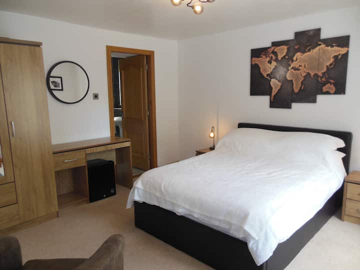 Culduthel Cottage, Private Room/en-suite, Parking - Inverness