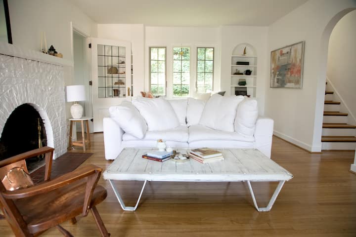 East End Gem | Your Home Away From Home - Old Mill, West Mifflin