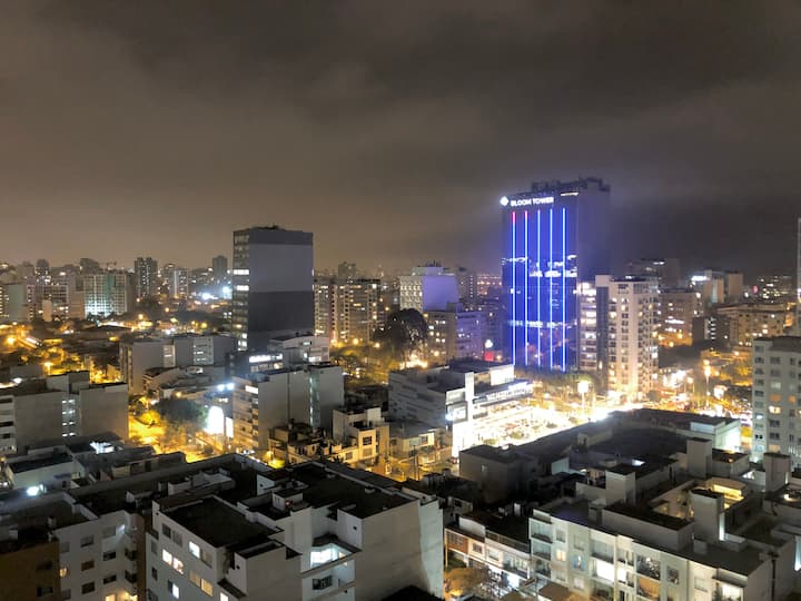 Vista Y Confort Cerca Del Centro Financiero - Lima