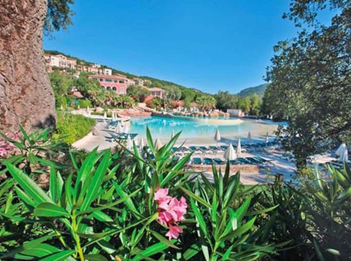 Restanques De St Tropez T2 45m² Vue Mer & Parking - Grimaud