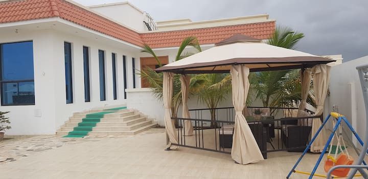 House With A Chalet Sense. - Salalah