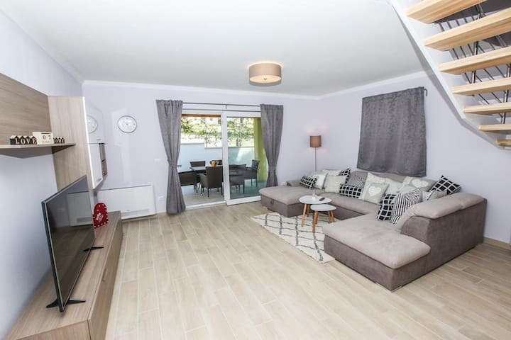 Holiday Home Near Poreč, 2 Km From The Sea - Poreč