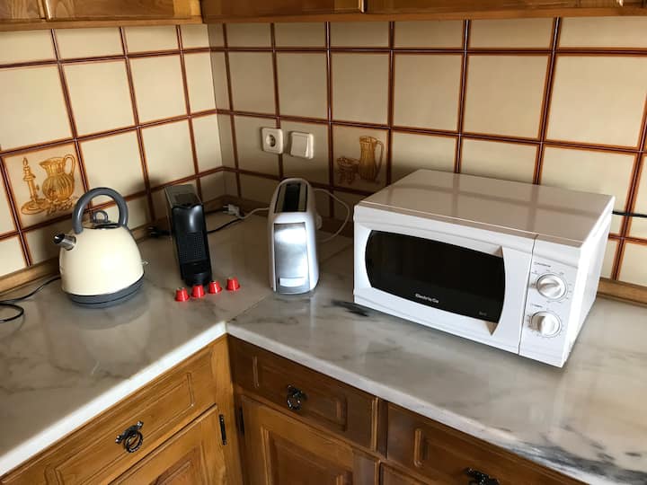 Duplex Em Casa Inteiro. 4 Quartos. Bem Localizada. - Braganza