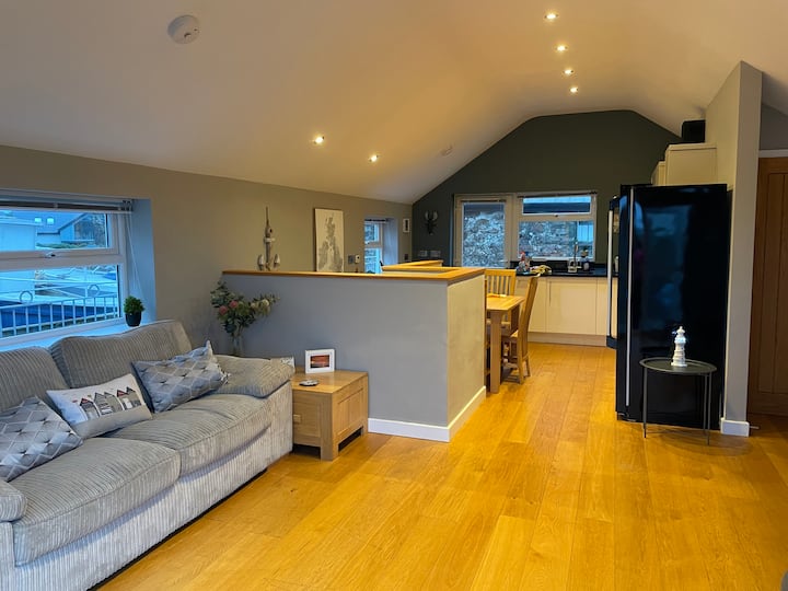 Abersoch- 2 Bed Barn Conversion With Roof Terrace - Abersoch
