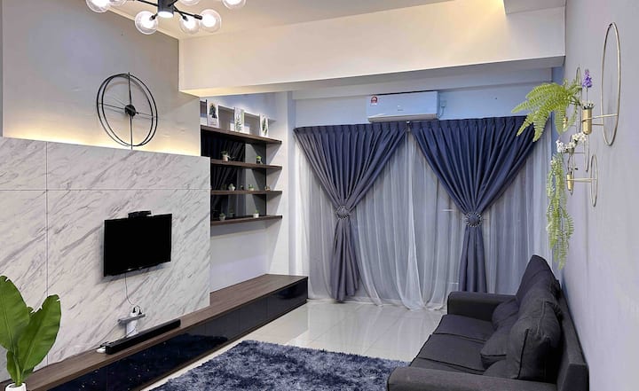 Entire Apartment Unit Hosted By Terry - Sitiawan