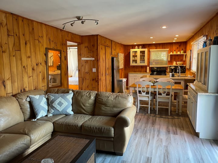 Cherry Grove, Fire Island. Large Deck & Hot Tub - Fire Island, NY