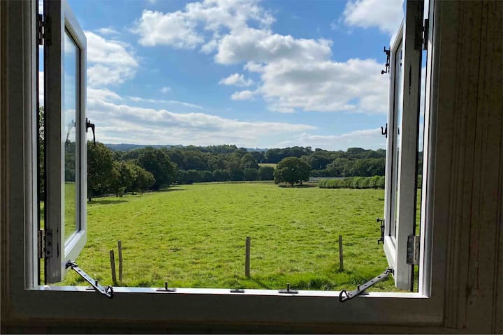 Sissinghurst Shepherds Hut Pip Farm Retreat - Cranbrook