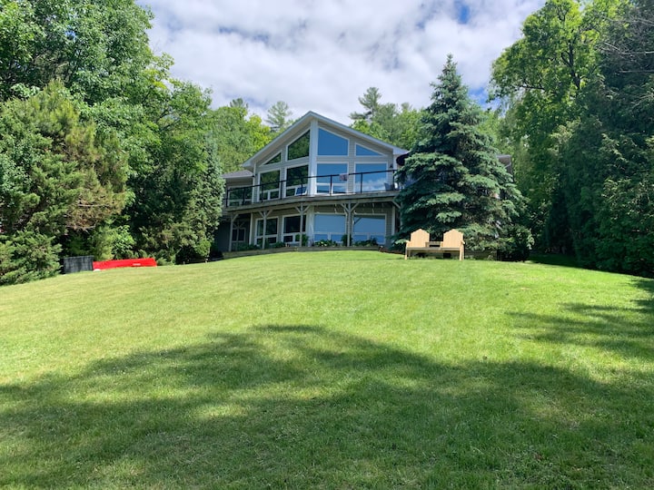 Luxury Cottage On Rice Lake With Picturesque Views - Port Hope