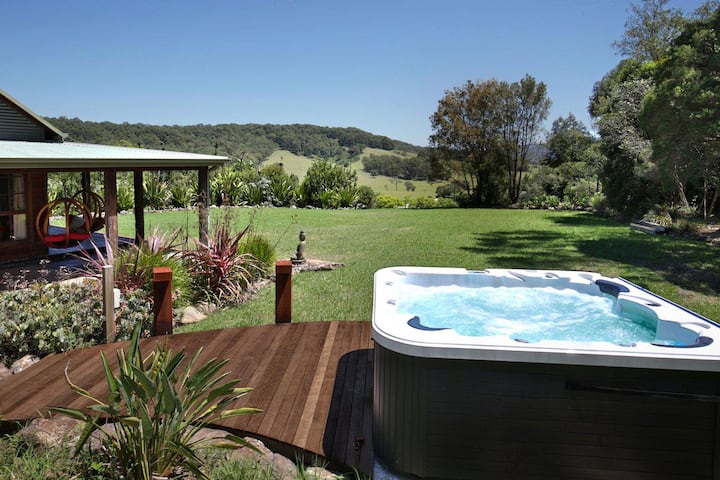 Amaroo House - Glorious Views - Berry
