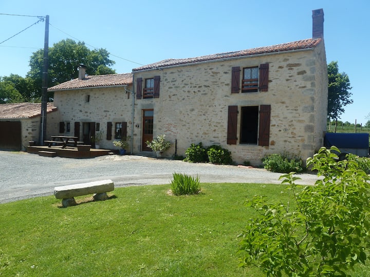 Gîte  12 Personnes  3 éToiles  Prés Du Puy Du Fou - Bressuire