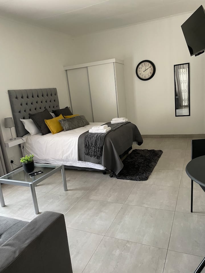No. 1 Marielitsa Inn - Germiston