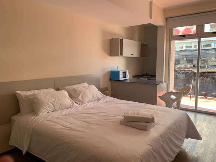 Apart Suite Cómodo Y Luminoso En Microcentro! - Buenos Aires