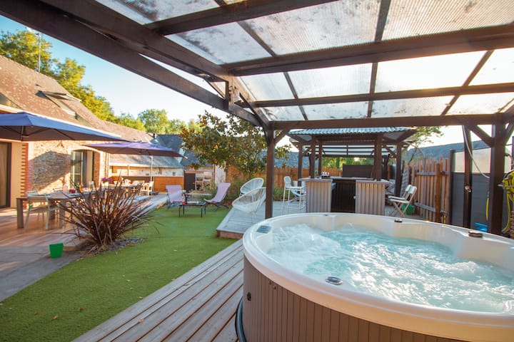 Gîte Du Grand Chêne - 14 Pers / Spa - Angers