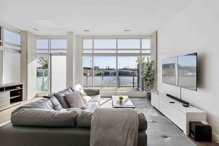 King Bed, 10ft Ceiling, 5min To Dt - Edmonton