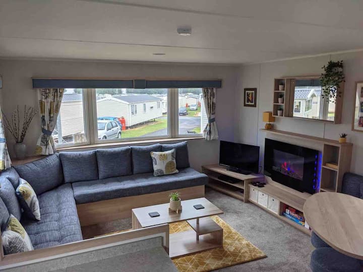 Spacious 3 Bed Caravan At Seton Sands - Haddington