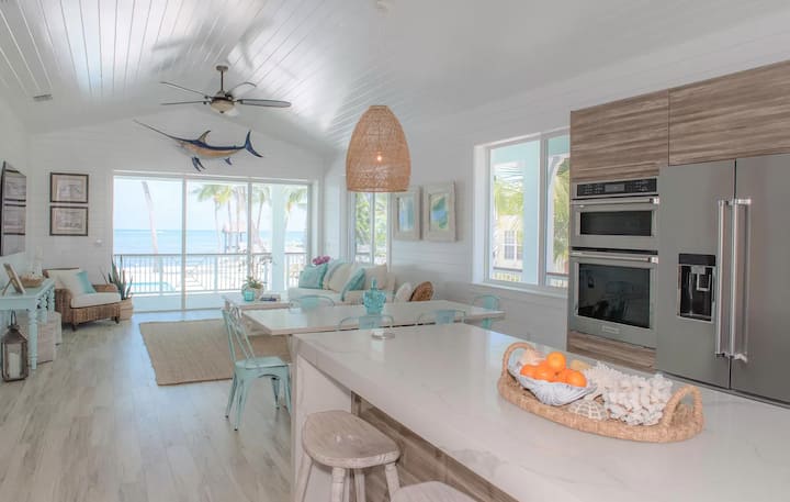 Oceanfront Gated 3 Bedroom And Private Pool/beach - Islamorada, FL