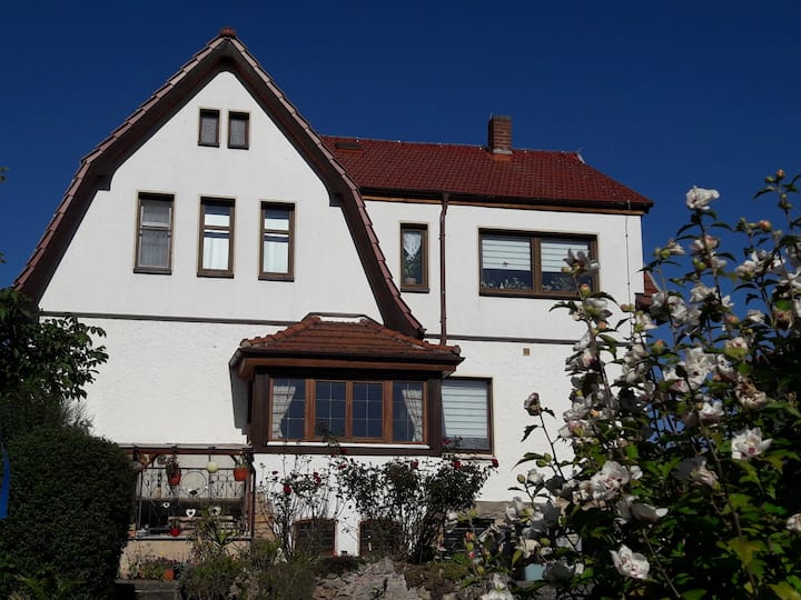 Gemütliche Ferienwohnung Mit Du/wc - Bad Liebenstein
