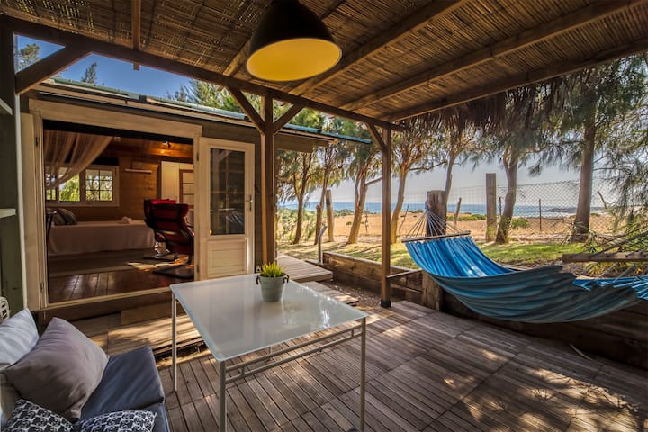 Cabaña De Madera Sauce, Playa Valdevaquerostarifa - Spanien