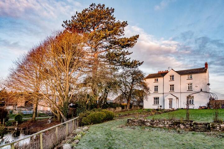 Art House Hotel - Usk