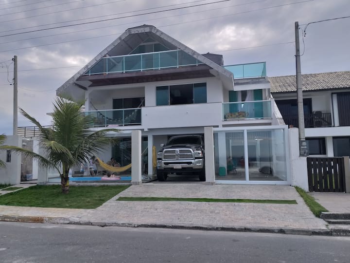 Sobrado Agradavel Com Piscina Frente Para O Mar - Matinhos