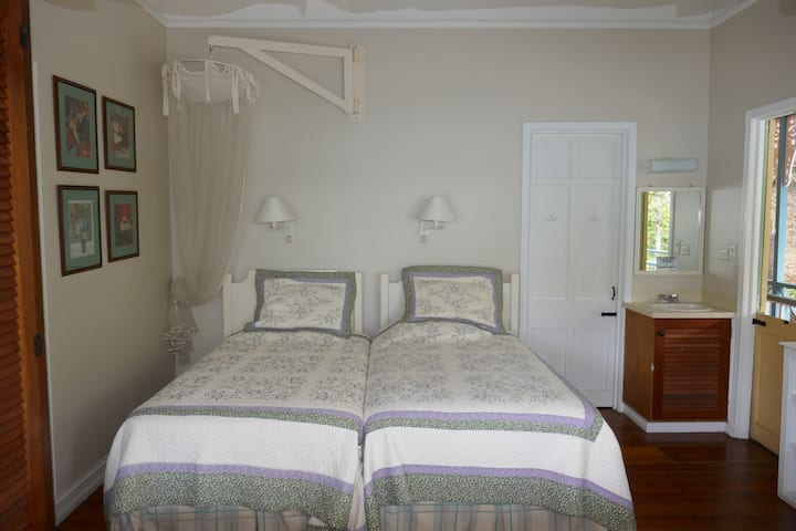 Monos DDI house, down the islands, Trinidad - Islands for Rent in Monos ...