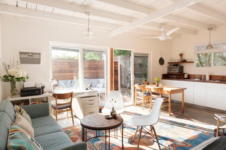 Special, Quiet Guest House In Echo Park Hills/la - Los Angeles, CA