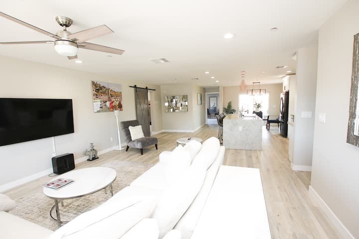 Luxe Old Town Scottsdale Sleeps 14 Hottub+billiard - Scottsdale, AZ