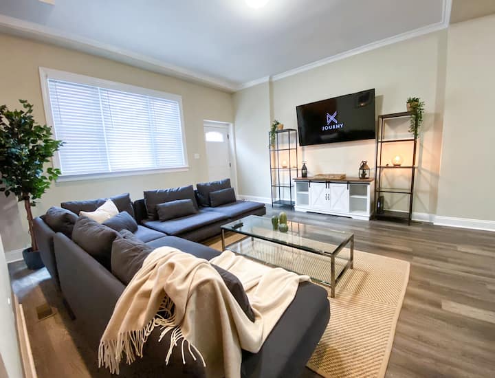 New South Philly 4bd 2ba By E Passyunk Restaurants - Philadelphia, PA