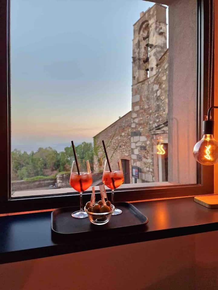 The White Domus - Naxos