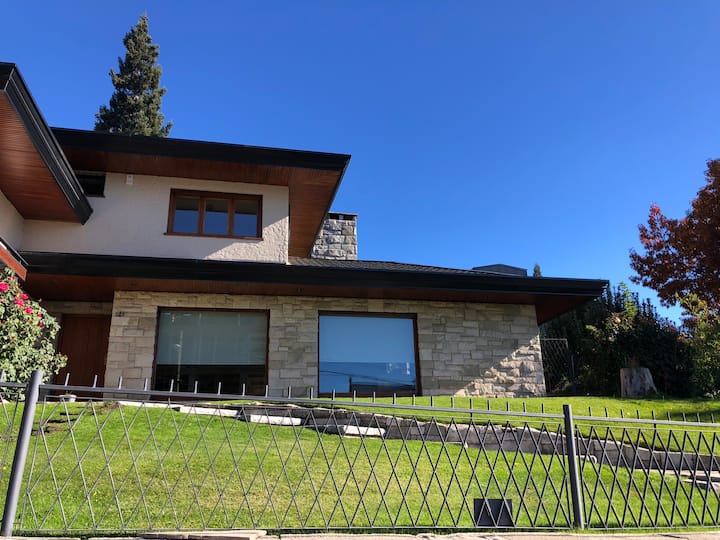 Gran Casa En El Centro De Bariloche - San Carlos de Bariloche