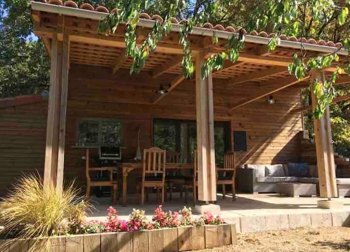 Cosy, Peaceful Cabin With Large, Private Terrace. - Najac
