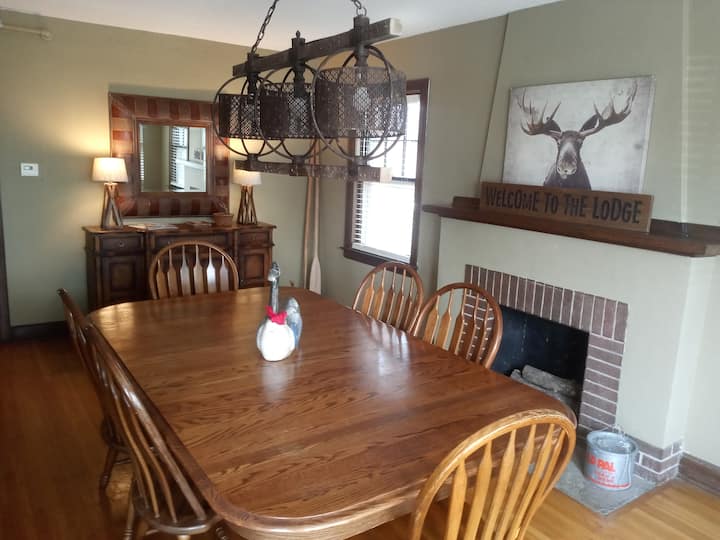 Brickhouse Lodge: 5 Blocks To Old Town. - Wichita, KS