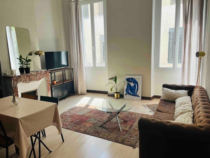 Appartement Très Spacieux Et Calme Au Cours Julien - Calanques de Marseille